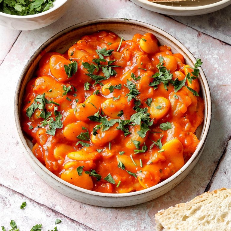 Middle Eastern Butter Bean Stew (20 Minute Recipe)