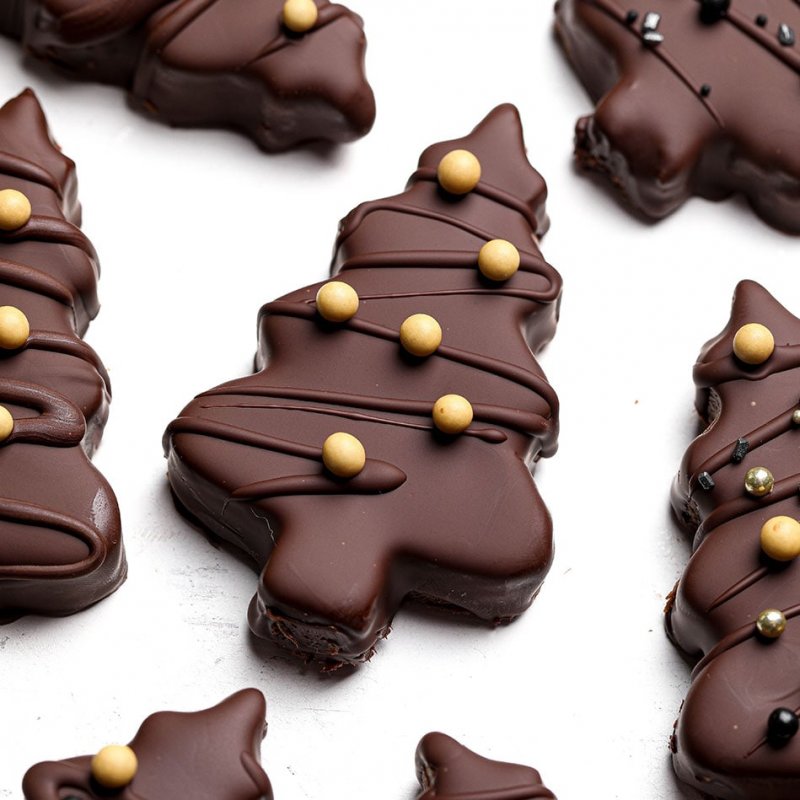 Christmas Tree Protein Brownies (Vegan/No-bake)