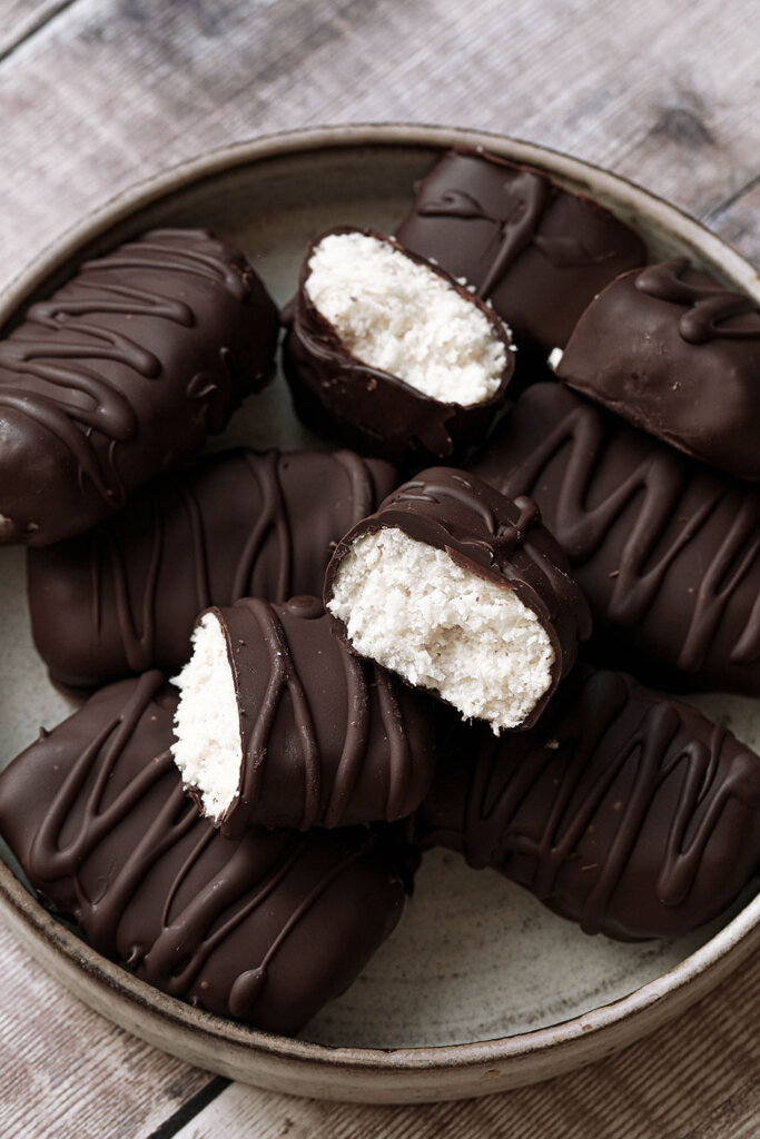 Dark Chocolate Bounty Bars - Nadia's Healthy Kitchen